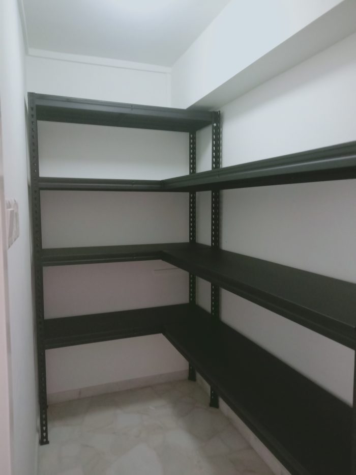 Black Boltless Shelving: The Perfect Storage Solution